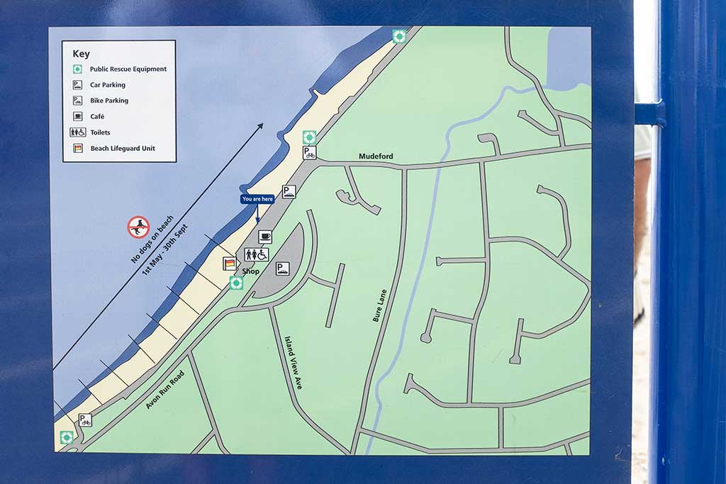 Avon Beach Christchurch near Mudeford Quay | Dorset Guide