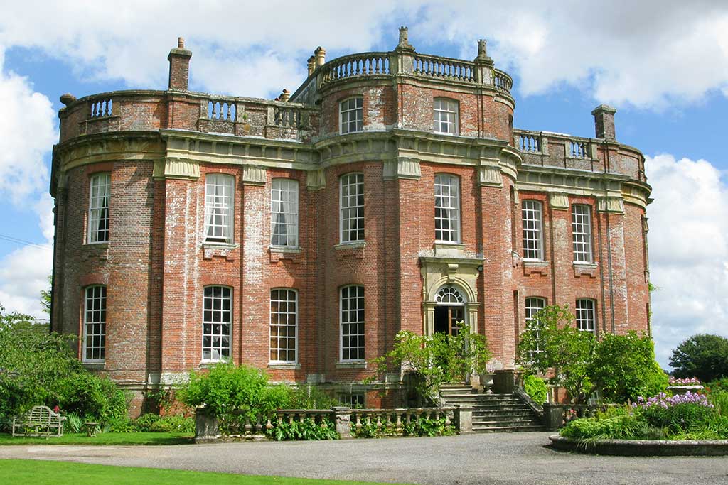 Chettle House - Dorset Guide