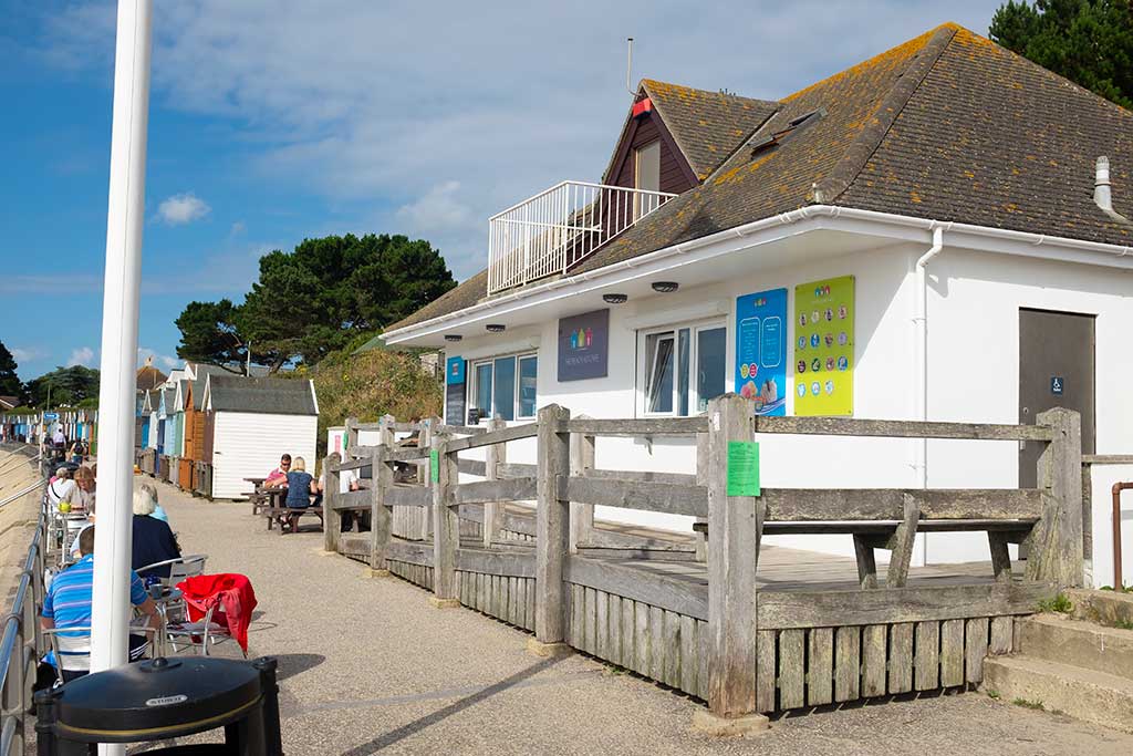 Friar's Cliff Beach / Steamer Point Visitor Info | Dorset Guide