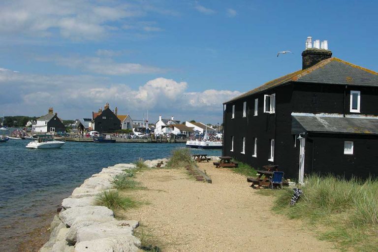 Mudeford Sandbank - Dorset Guide