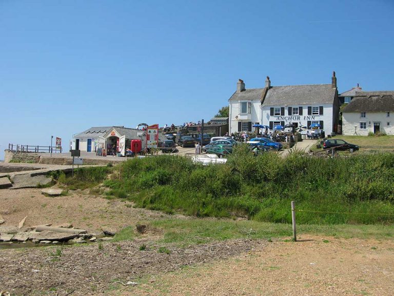 Seatown Beach - Dorset Guide